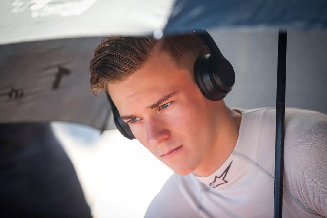 Maxwell_headshot - Porsche Paynter Dixon Carrera Cup Australia | Season ...